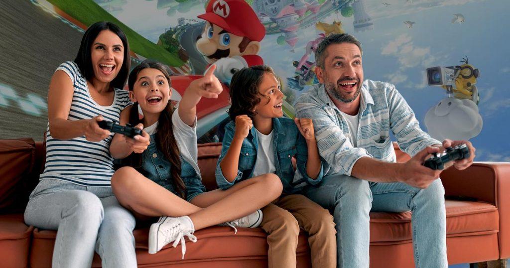 8 Video Games That the Family Can Play Together
